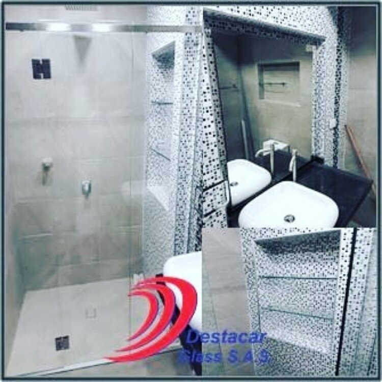 Sanayi kuruluşu Destacar Vidrios & Aluminios, Barranquilla, foto