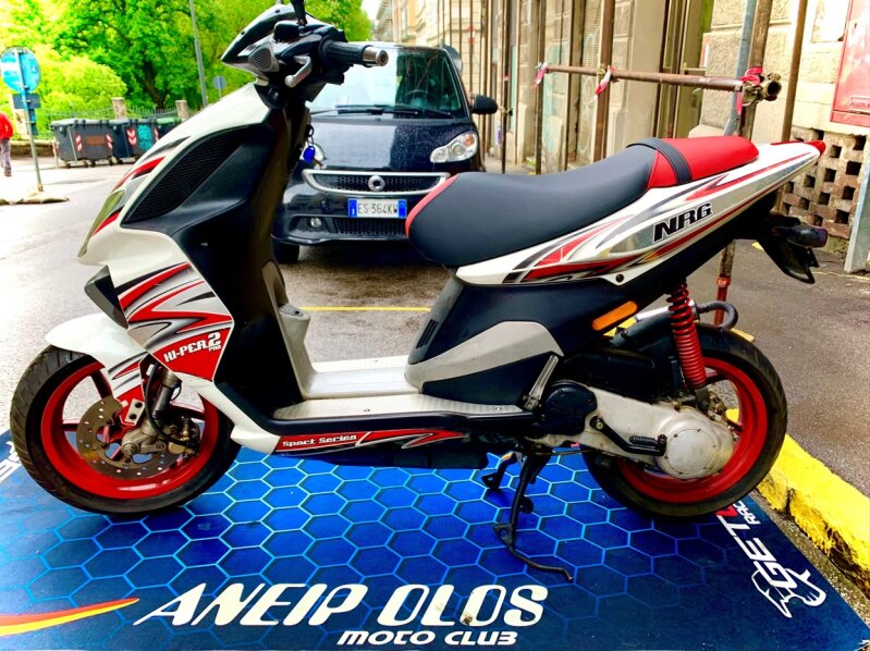 Motosiklet satışı Restyle – Vendita e noleggio scooter, Trieste, foto