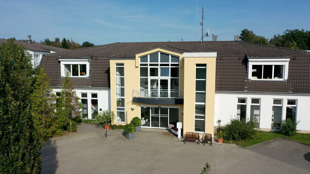 Huzurevi, bakımevi Advita Haus Waldhotel in Weinböhla, Saksonya, foto