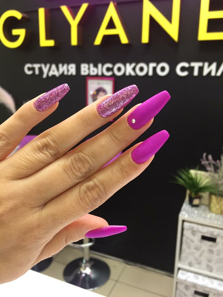Manikür-pedikür Glyanec, Sterlitamak, foto