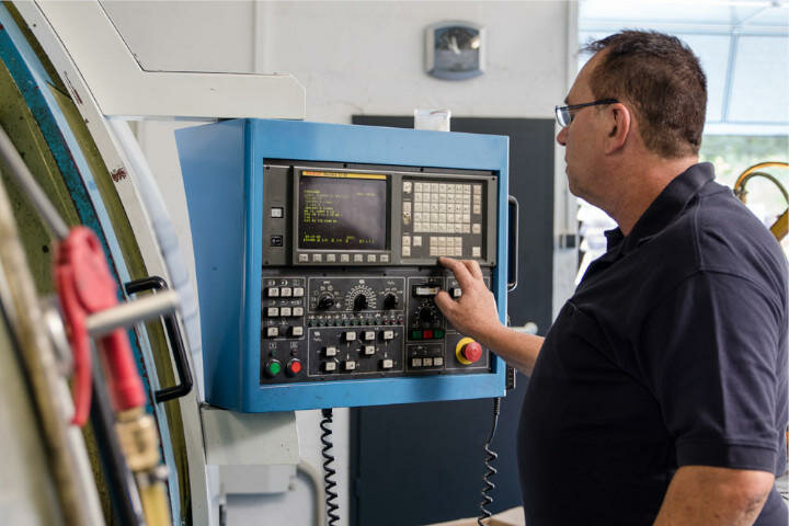 Torna işleri Auerswald Präzisionstechnik GmbH, Baden‑Wurttemberg, foto