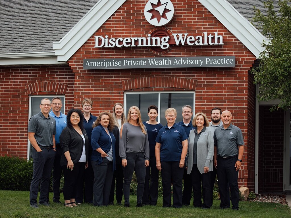 Finansal danışmanlık Discerning Wealth - Ameriprise Financial Services, LLC, Iova Eyaleti, foto