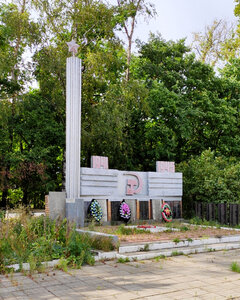 Мемориал Великой Отечественной войны (Moscow Region, Ruzskiy Municipal District, posyolok Kosmodemyanskiy), anıt, heykel  Moskova ve Moskovskaya oblastından