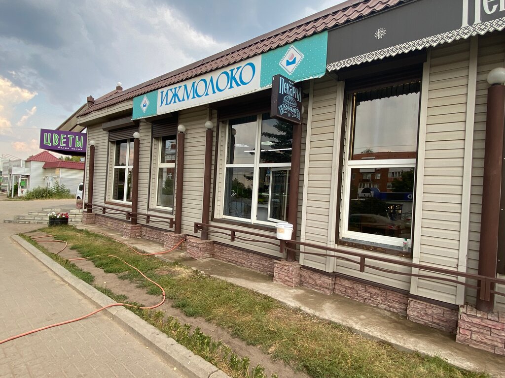 Süt ürünleri satış mağazaları Izhmoloko, Votkinsk, foto