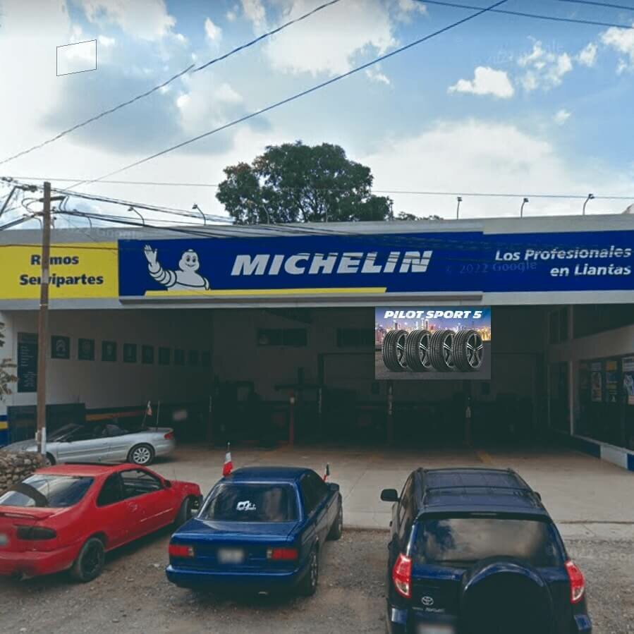 Jant ve lastikçiler Ramos Servipartes San Juan del Río El Puente, Queretaro Eyaleti, foto
