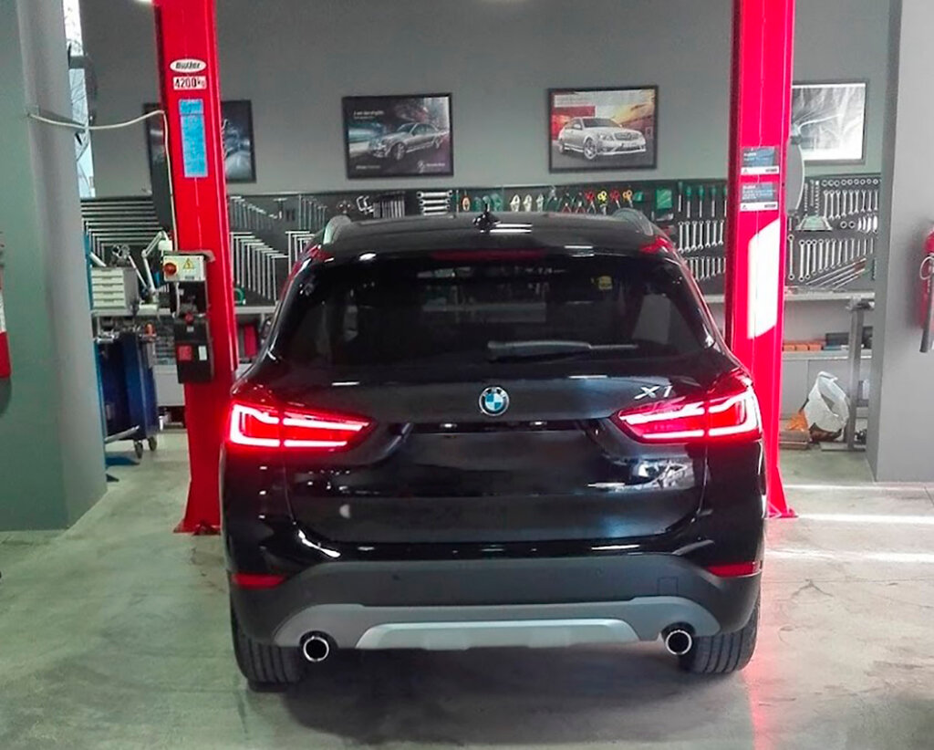 Otomobil servisi AvtoStejtServis, Moskova, foto