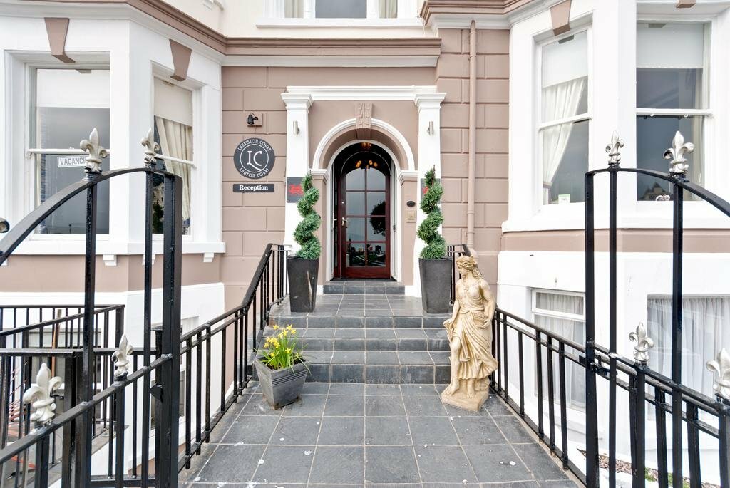 Otel Lawton & Lauriston Court, Llandudno, foto