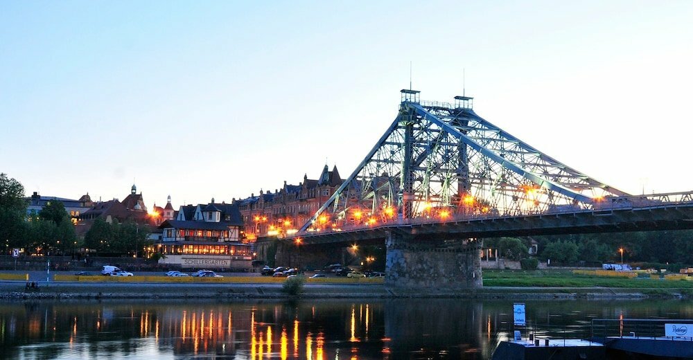 Otel Grune Idylle im Dresdener Suden, Saksonya, foto