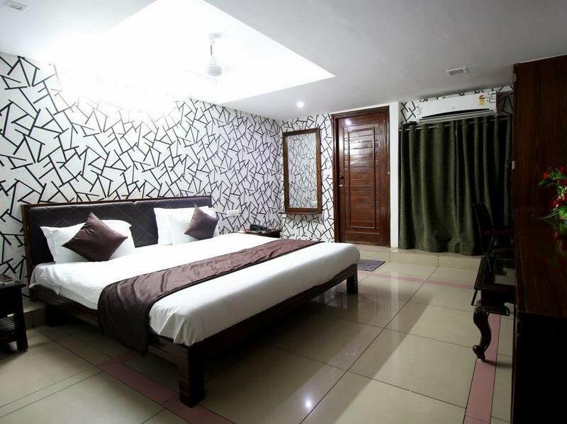 Otel Hotel Seven Karnavati Resort, Ahmadabad, foto