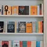 Libreria Lieggi (Provincia de Buenos Aires, La Plata, Calle 6), kitap mağazaları  La Plata'dan