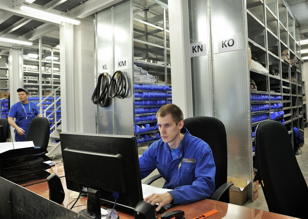 Otomobil satış galerileri Ilaravto Krym, Simferopol (Akmescit), foto