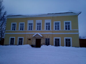 Valdayskaya Detskaya biblioteka (Truda Street No:3), kütüphaneler  Valday'dan