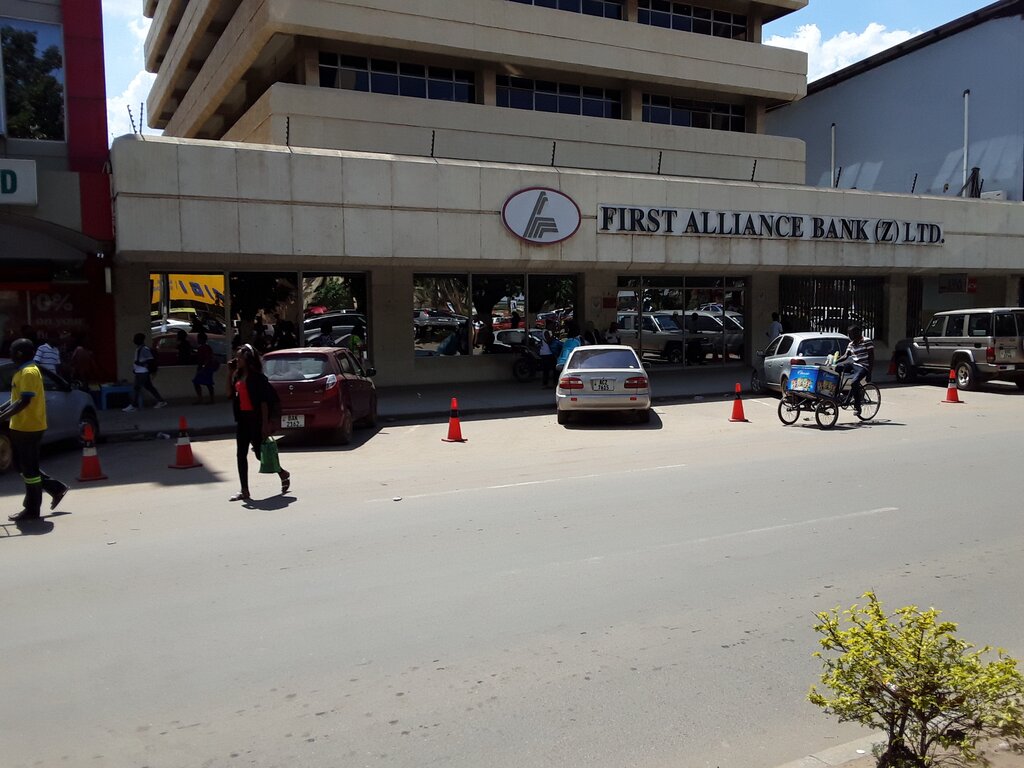 ATM'ler First Alliance Bank, Lusaka, foto