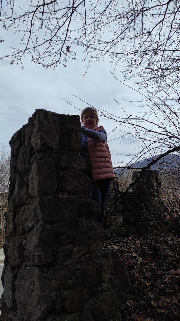 Pınar, çay Родник Ахматова Чепе, Kabardino‑Balkarya, foto