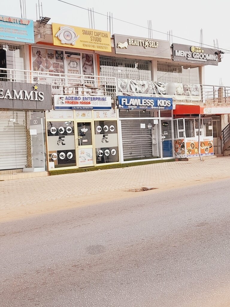 Güzellik salonu Beauty by Self, Dünya, foto