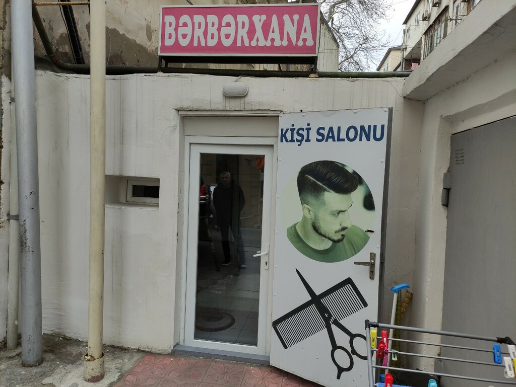 Kuaförler Bərbərxana, Bakü, foto
