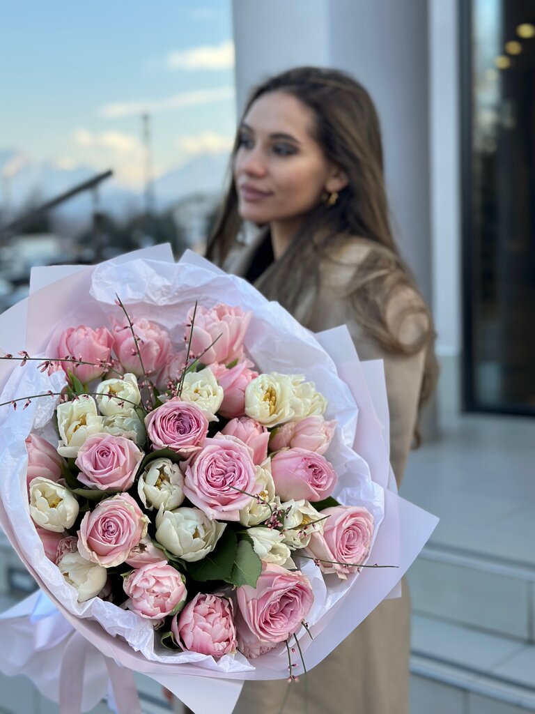 Çiçekçiler Mesyats, Vladikavkaz, foto