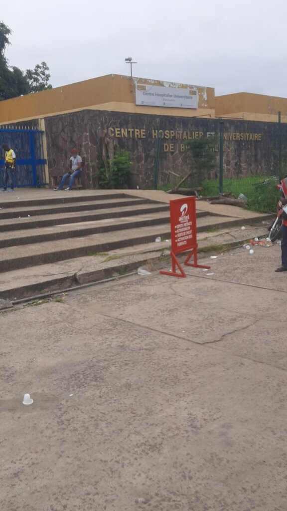 Tıp merkezleri ve klinikler Centre de Traitement Ambulatoire de Brazzaville, Brazzaville, foto