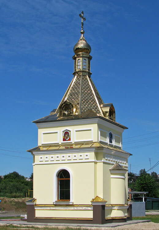 Ortodoks kiliseleri часовня св. Николая, Çuguyiv, foto