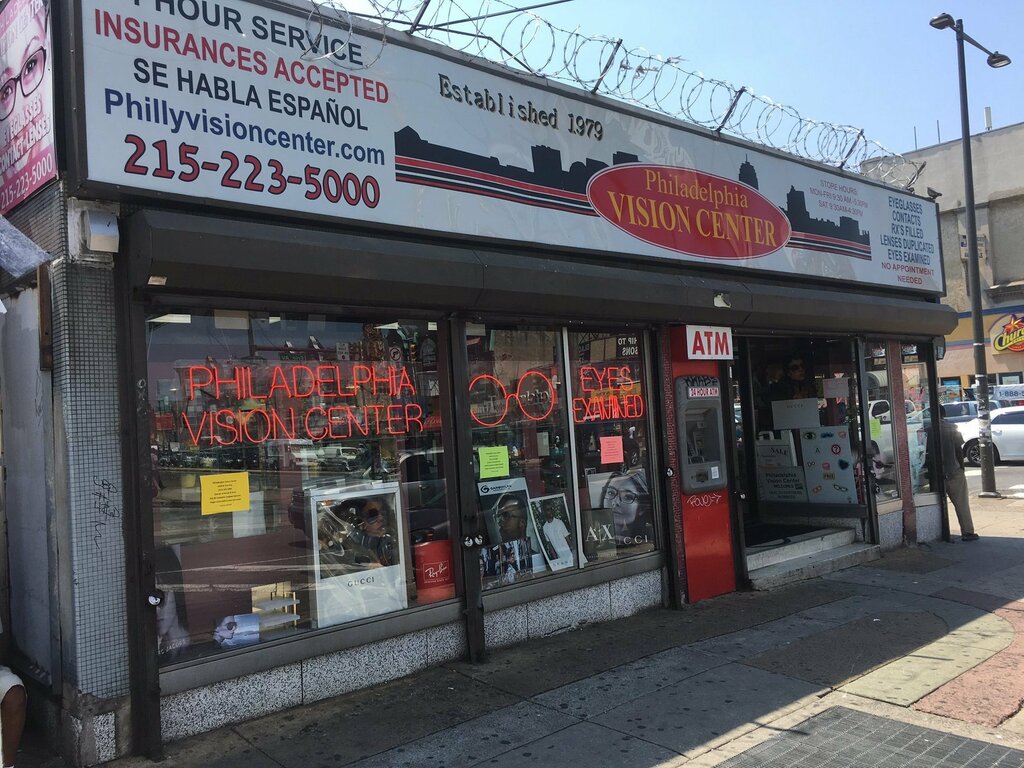 Optik Philadelphia Vision Center, Reading, foto