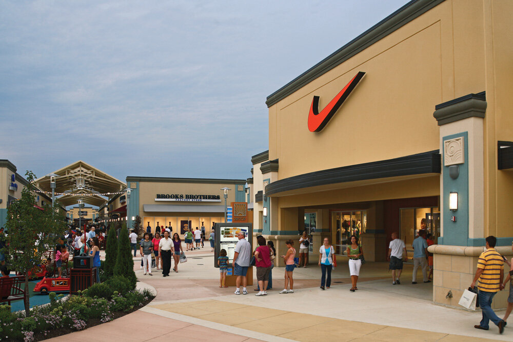 Alışveriş merkezleri Cincinnati Premium Outlets, Ohio Eyaleti, foto