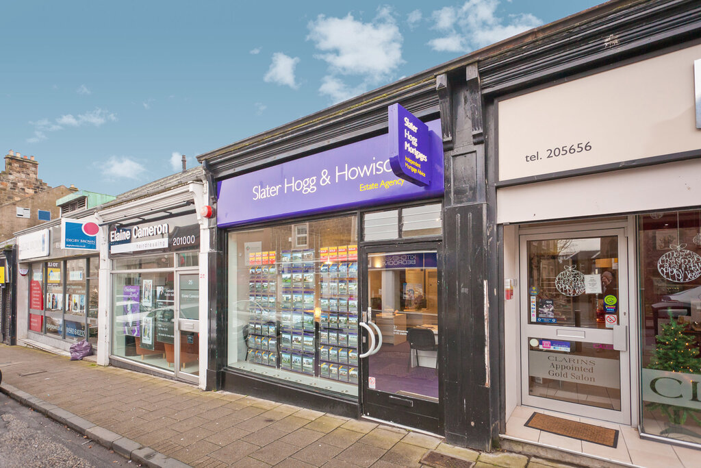 Arazi dizisi Slater Hogg & Howison Sales and Letting Agents Kirkcaldy, Fife Konseyi, foto