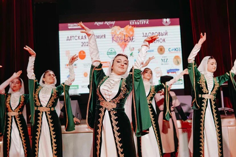 Dans okulları Djigit.ru, Moskova, foto