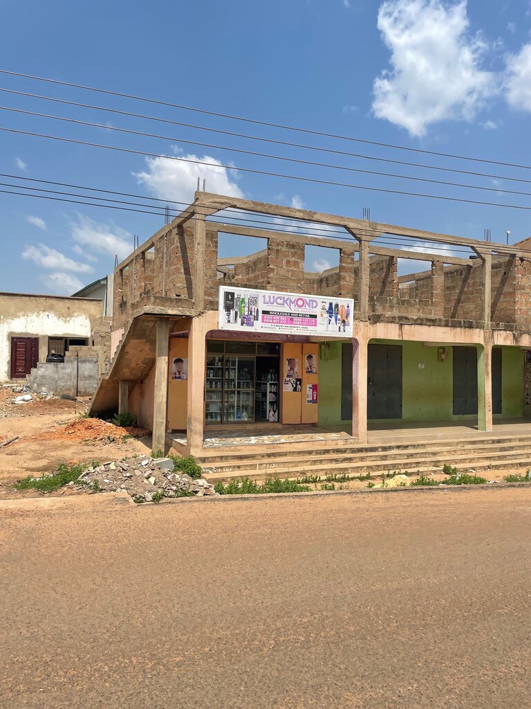 Kozmetik ve parfümeri mağazaları Luckmond, Dünya, foto