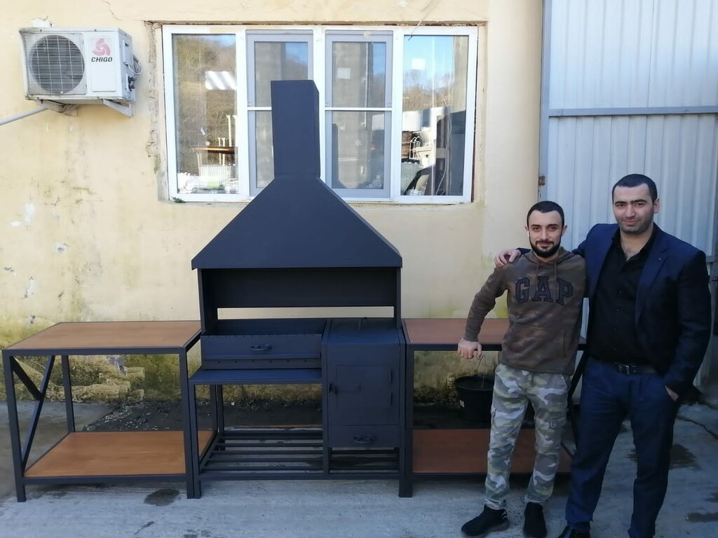 Tatil ve piknik için ürünler Minasyan group, Soçi, foto