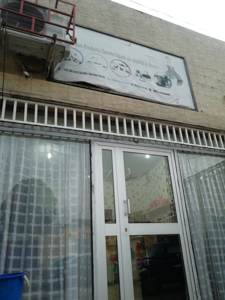 Terziler Gdm Clé Minute, Brazzaville, foto