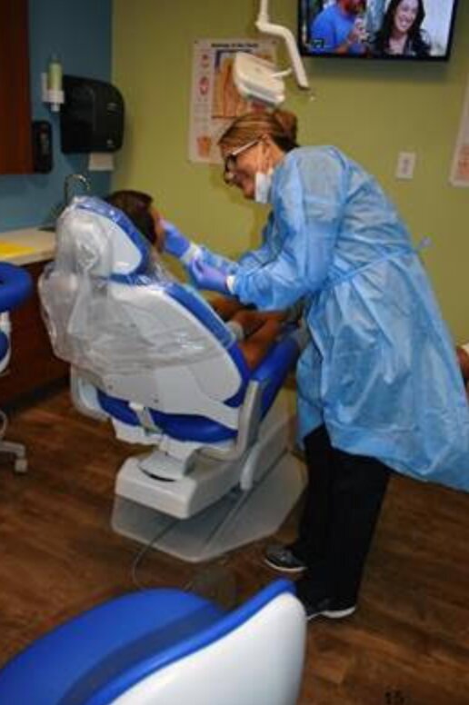 Özel ağız ve diş sağlığı klinikleri ve muayenehaneleri Vivid Smiles, Terre Haute, foto