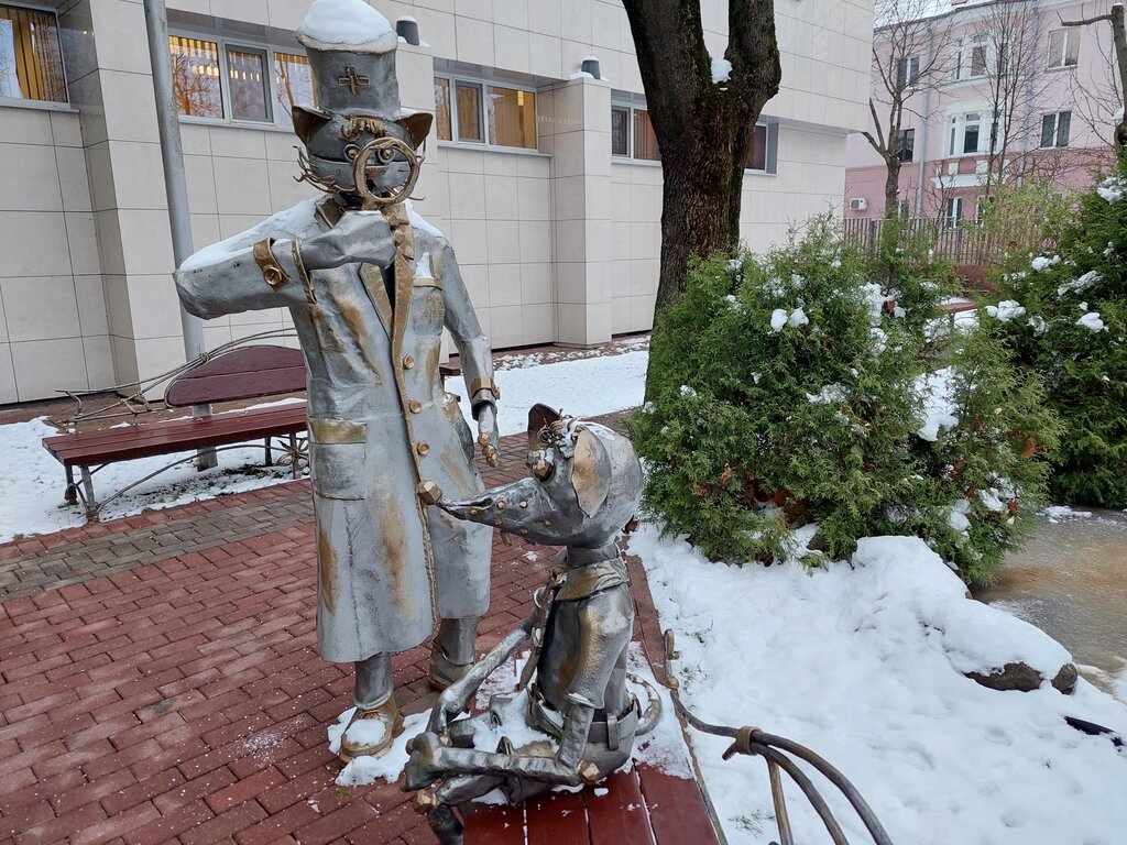 Park, sokak heykeli Две мыши, Minsk, foto