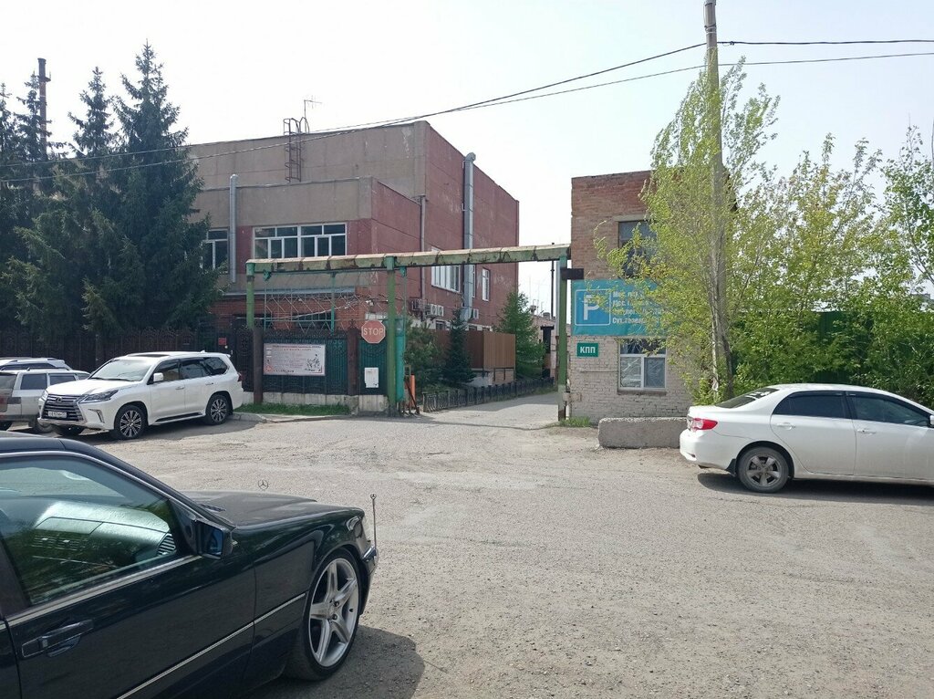 Geçiş noktaları, güvenlik kontrol alanı Охрана автостоянки, Omsk, foto