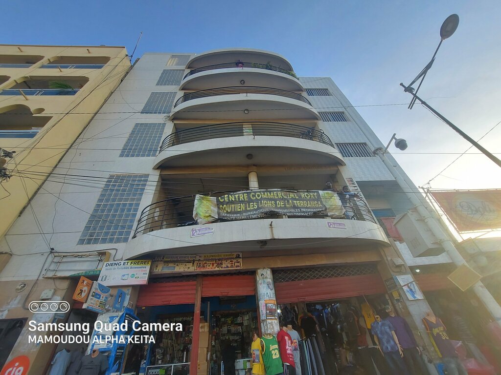 Alışveriş merkezleri Roxy Médina, Dakar, foto