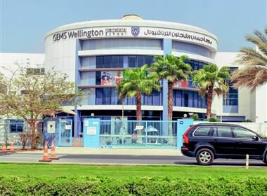 i̇nşaat makinaları ve ekipmanları Pearl Ind LLC, Sharjah, foto