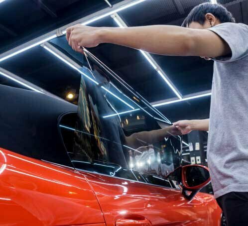 Araç camlarının renklendirilmesi Smart Auto Accessories Fitting, Dubai, foto