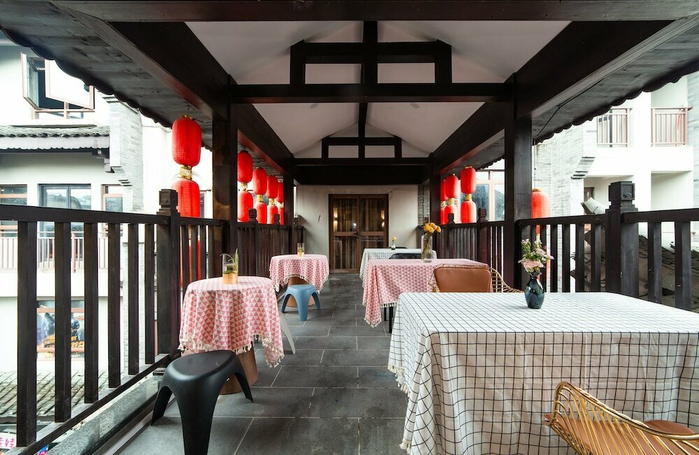 Otel Guilin Nine Rooms Inn, Guilin, foto