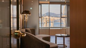 Grand Bern Hotel (Busan, ostrov Yondo), otel  Pusan'dan