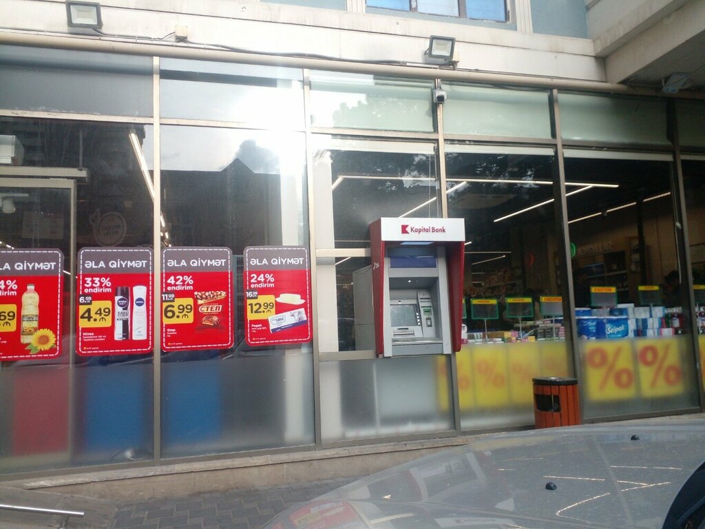 ATM'ler Kapital bank, Bakü, foto