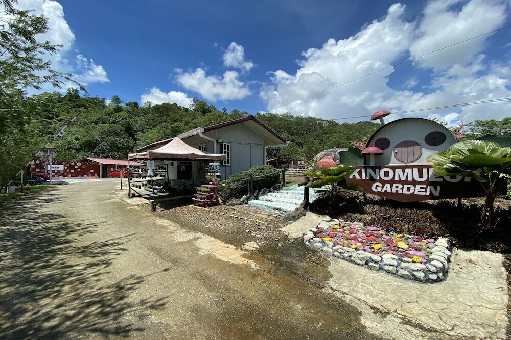 Otel Spot On 90279 Kinomulok Garden, Sabah, foto