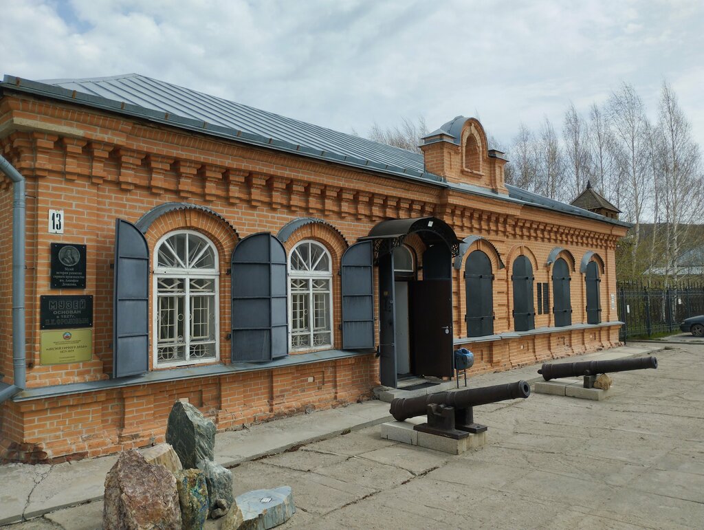 Turistik yerler Музей горного дела 1823-1835 годы, Zmeinogorsk, foto