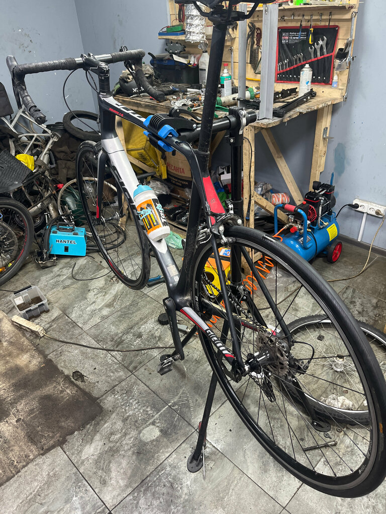 Bisiklet tamircileri Bicycle workshop № 1, Moskova, foto
