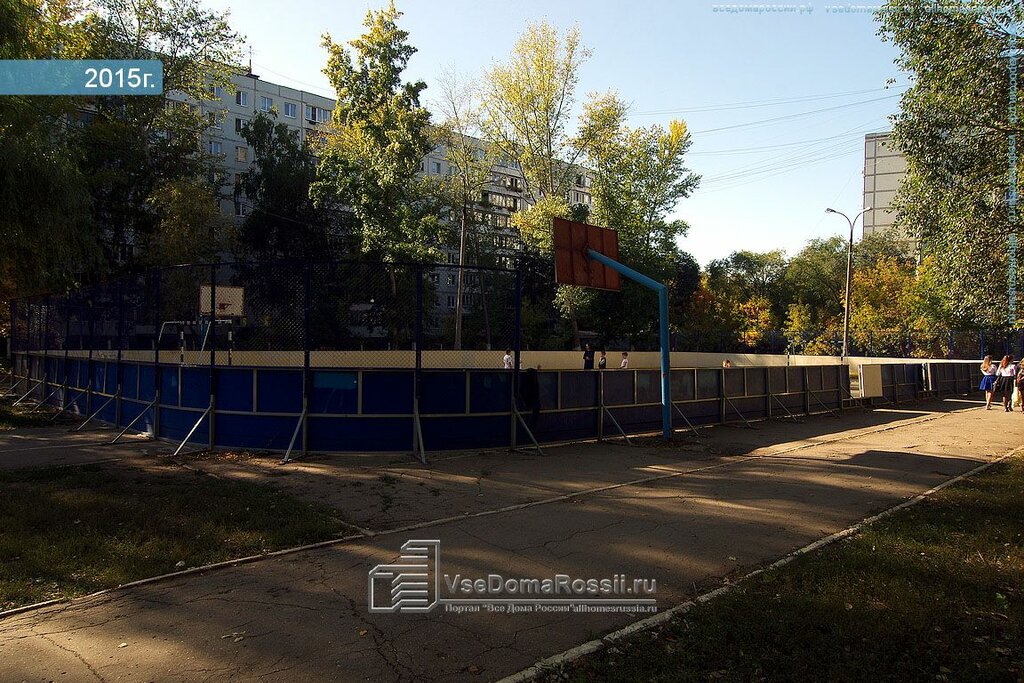 Buz pateni pistleri Ice rink, Samara, foto