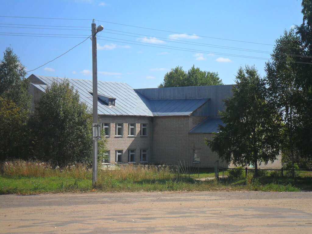 Ortaokul Луптюгская основная общеобразовательная школа, Kostromskaya oblastı, foto