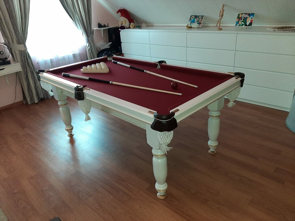 Sanayi kuruluşu Billiard factory Beagle, Himki, foto