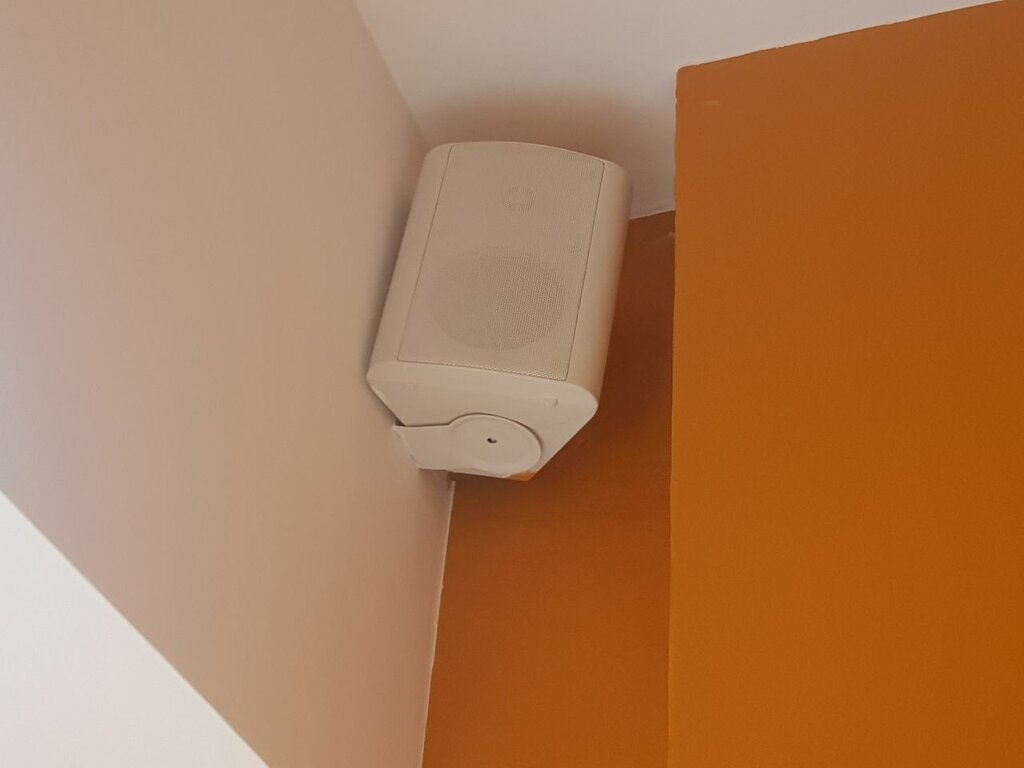 Ses ve ışıklandırma ekipmanları firmaları OlService Media, Moskova, foto