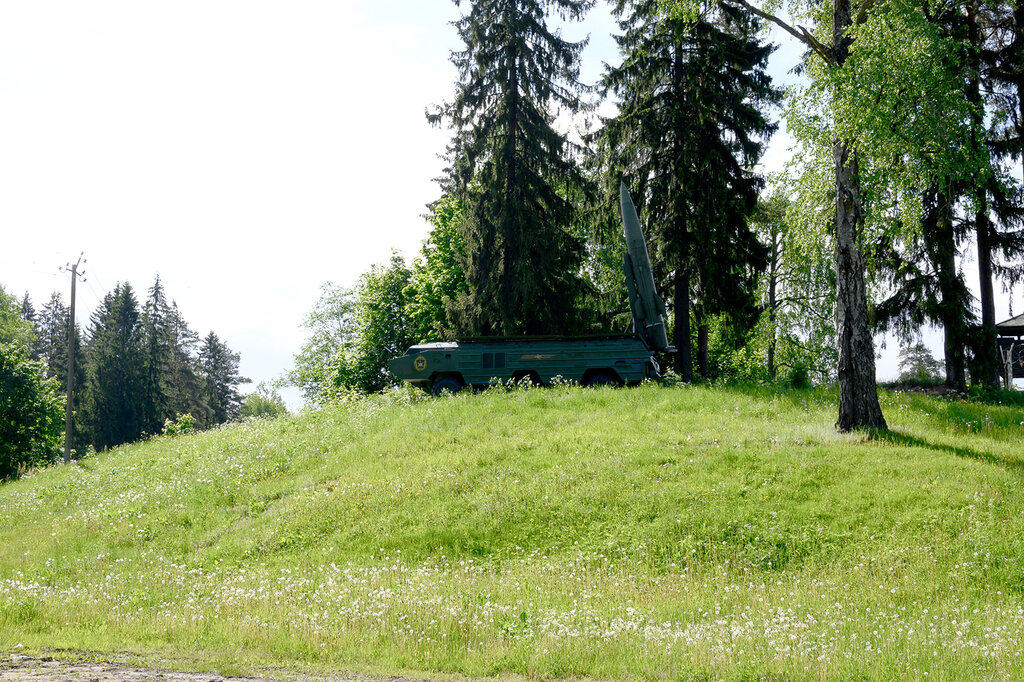 Teknoloji anıtı Тактический ракетный комплекс Точка, Saint‑Petersburg ve Leningradskaya oblastı, foto