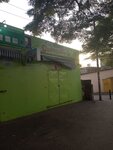 Est Modany (Brazzaville, Commune de Poto-Poto, Mbetis Rue), yapı mağazası  Brazzaville'den