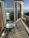 Домик у моря (Курортная улица No:20В, село Солнечногорское), otel  Kırım Cumhuriyeti'nden