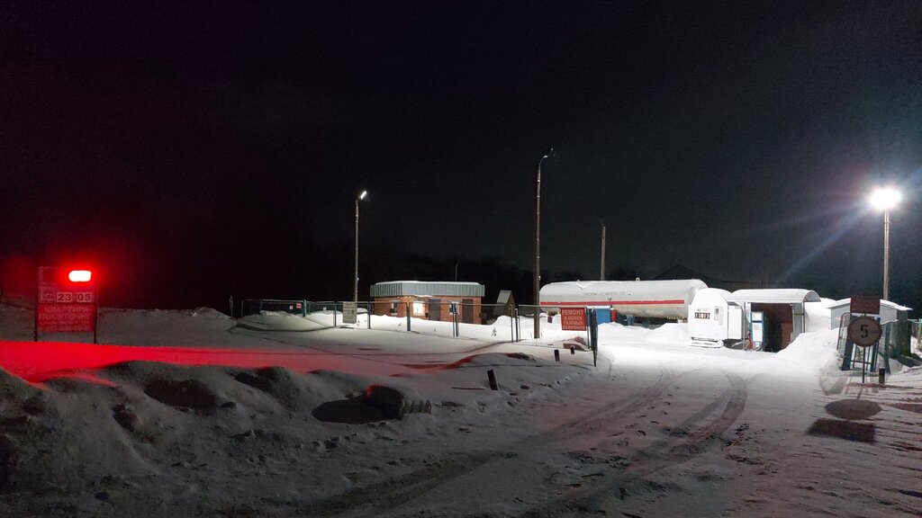 Otogaz dolum istasyonu Azs SG-Avto, Pskovskaya oblastı, foto